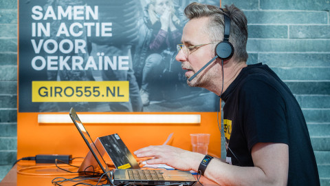 Van postzegels tot miljoenen | Beeld & Geluid